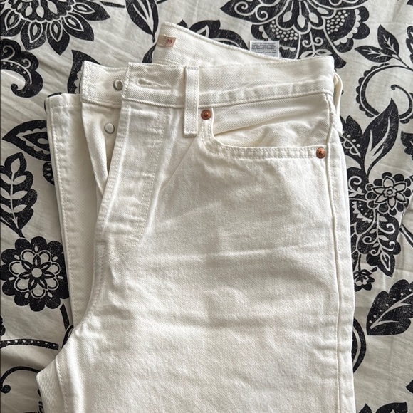 Levi's | Jeans | Levis White High Rise Jeans Medium Weight Denim 28 ...